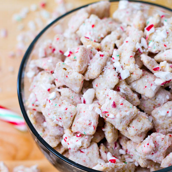 Peppermint Crunch Puppy Chow Recipe